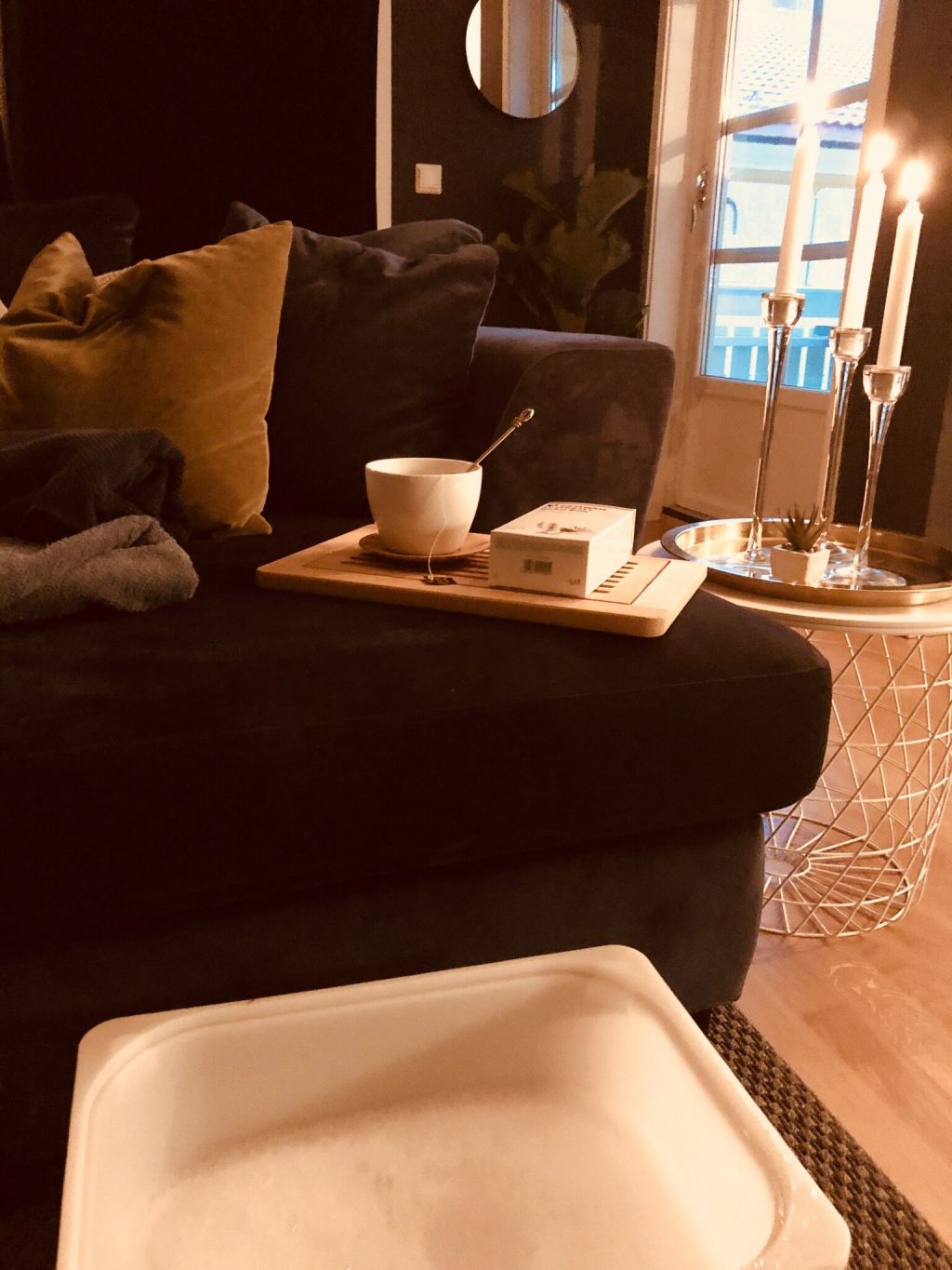 På føttene skal fint folk kjennes - touchfrisorer.no