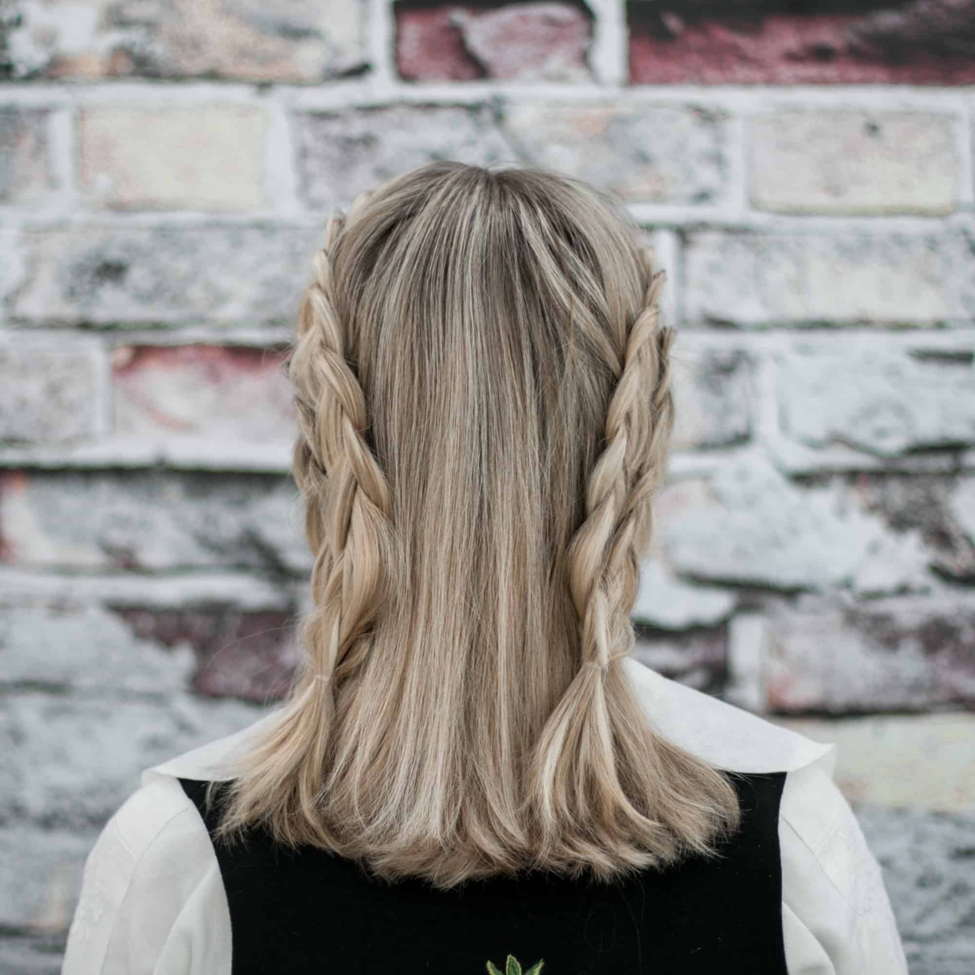 Slik fletter du håret til 17. mai - touchfrisorer.no